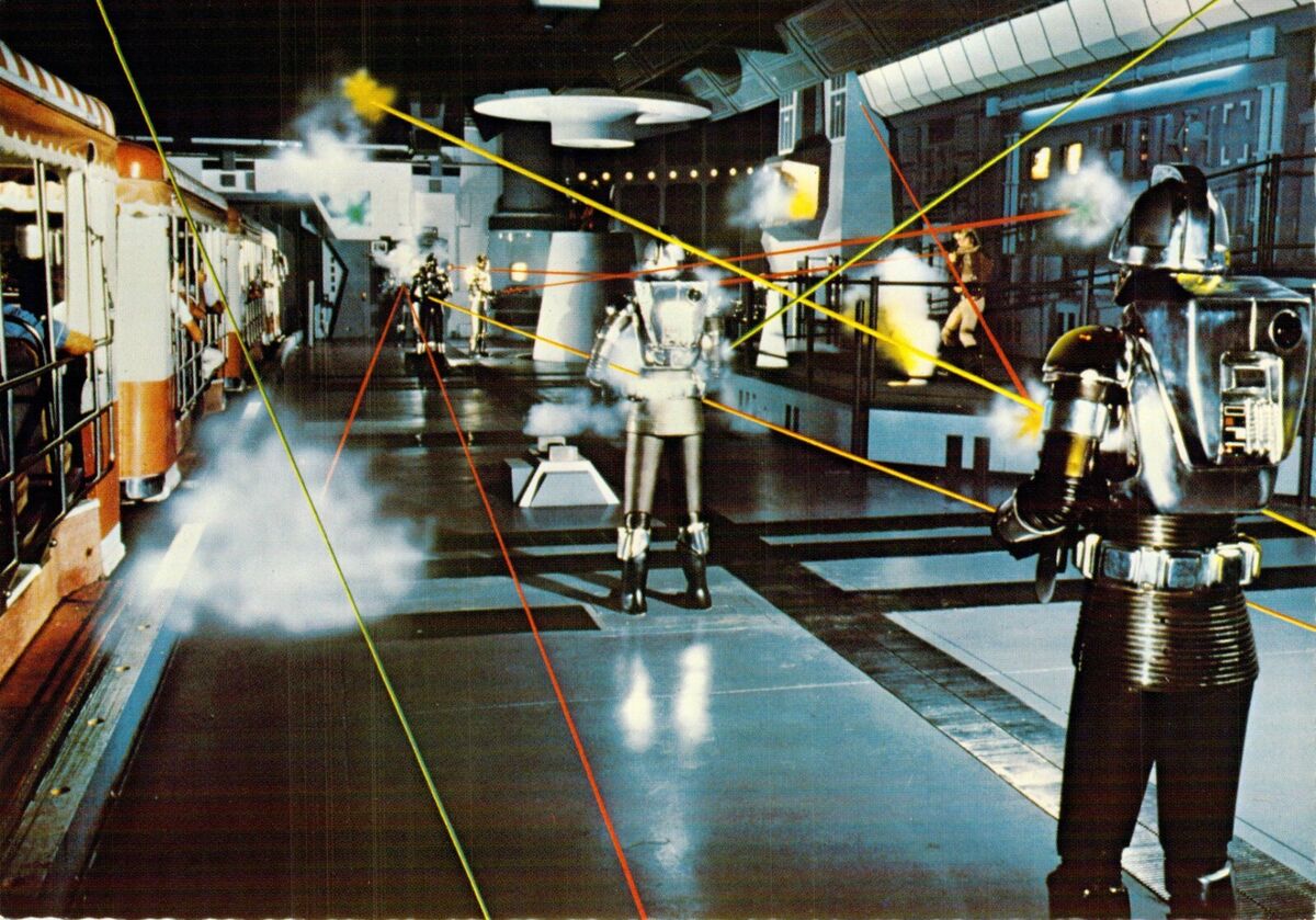 Vintage Universal Studios ‘Battle of Galactica’ Commercial is Frakkin ...